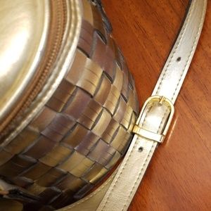 Warren Reed | Bags | Vintage Warren Reed Metallic Woven Oval Purse ...